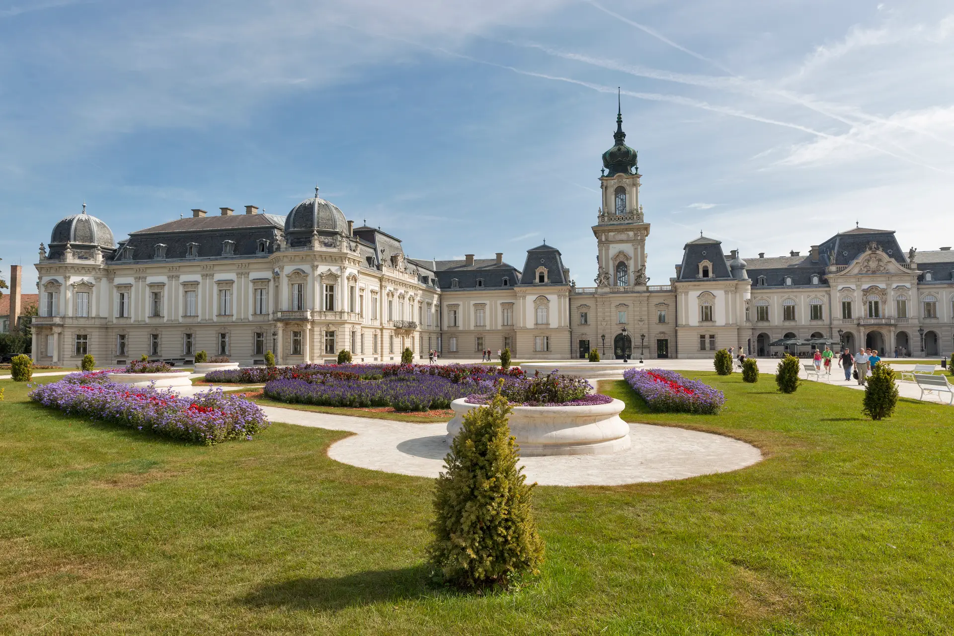 Festetics-kastély - Keszthely - HovaMenjünk