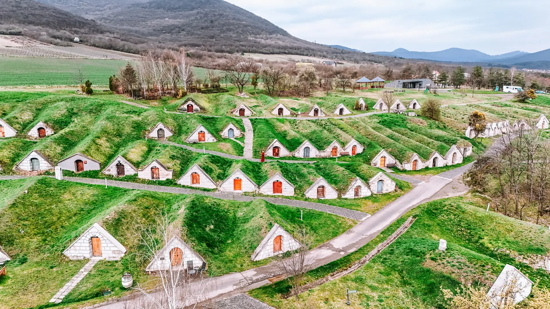 Edelényi Kastélysziget - HovaMenjünk.hu